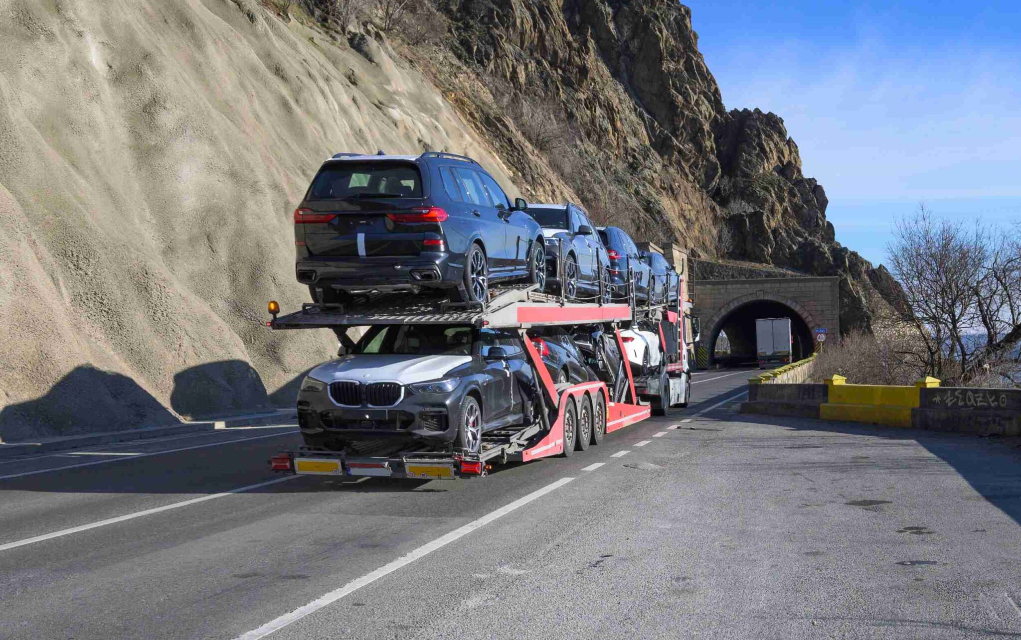 The Ins And Outs Of Shipping A Lowering Car - US Car-Go Freight